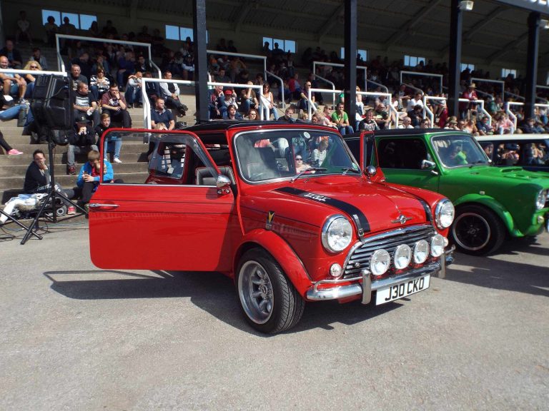 mini fest live arena - British Mini Club